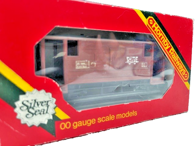 Hornby '00' Gauge R018 G.W.R. Brake Van Boxed Brown and Grey | eBay UK