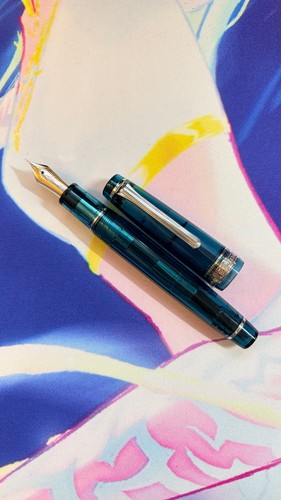 Sailor Pro Gear Regular Fountain Pen in Lucky Charm Green - 21kt Gold ...