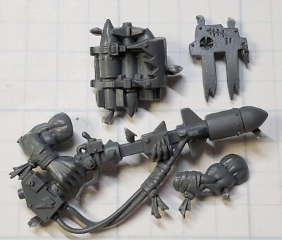 Warhammer 40k Ork Bits Boyz Rokkit Launcha & Ammo Bag Set | eBay