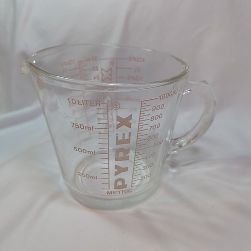 Vintage Pyrex 4-Cup D handle 532 glass measuring cup 1-quart USA red ...