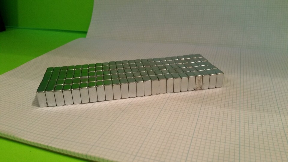 100 Scrap NEODYMIUM Hard Drive Magnets. Strong Rare Earth 1/2 × 3/8 × 1 ...