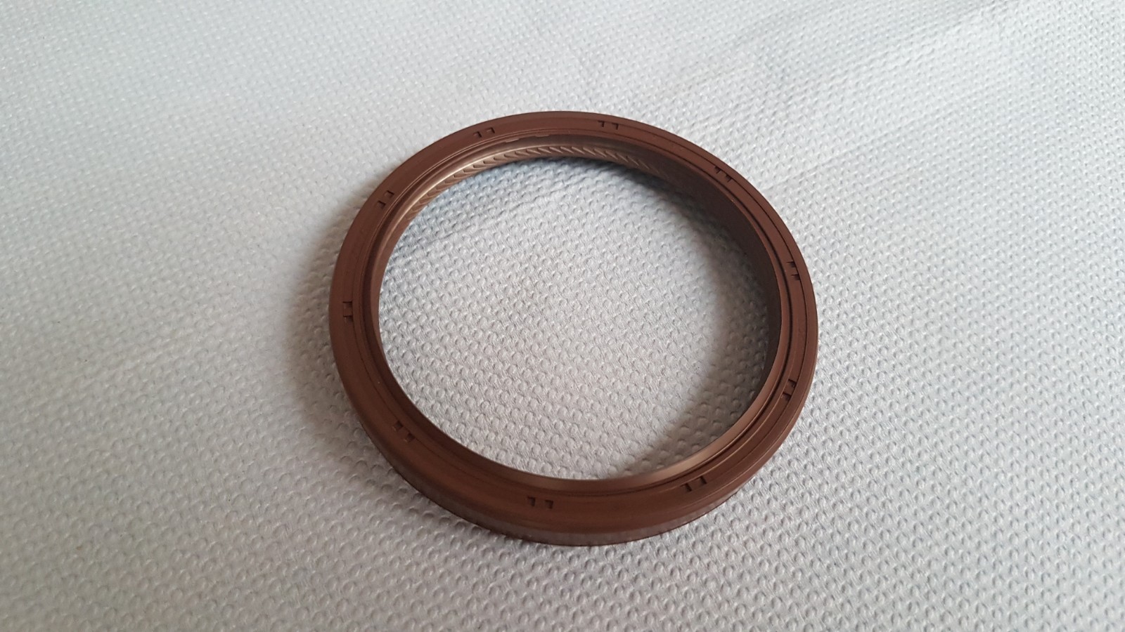 Genuine OEM Toyota / Lexus camshaft oil seal 1UZ / 3UZ 90311-71002 | eBay