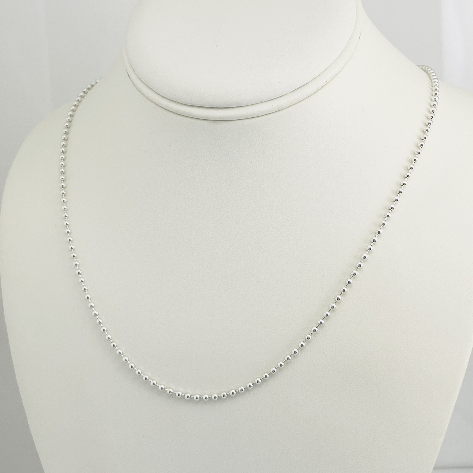 20" Tiffany & Co Mens Unisex Dog Chain Bead Chain Nec… - Gem