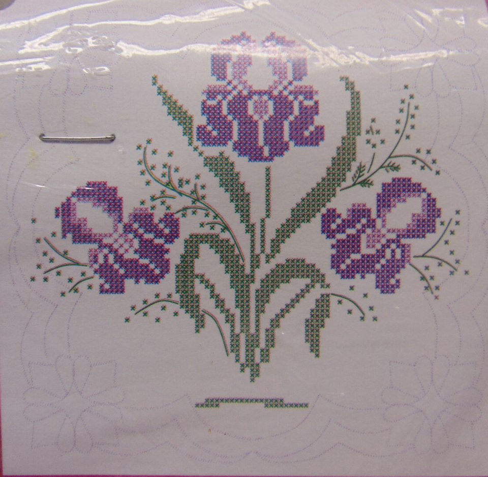 Fairway Needlecraft Fabric Quilt Blocks Kit Floral Iris Flower Print ...