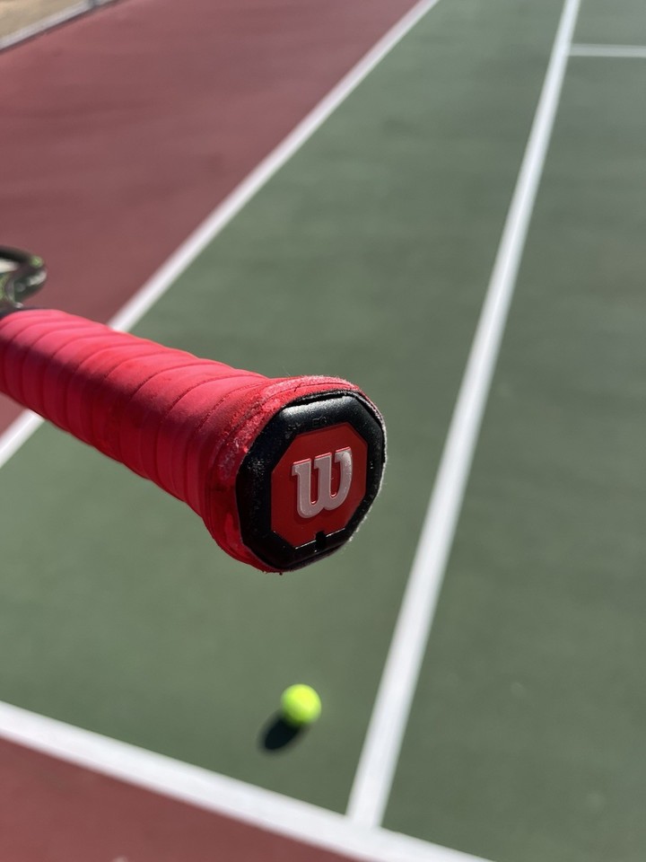 Wilson Blade 98 V5 Pro Stock Tennis Racquet 18x20 98 head strung 4 3/8 ...