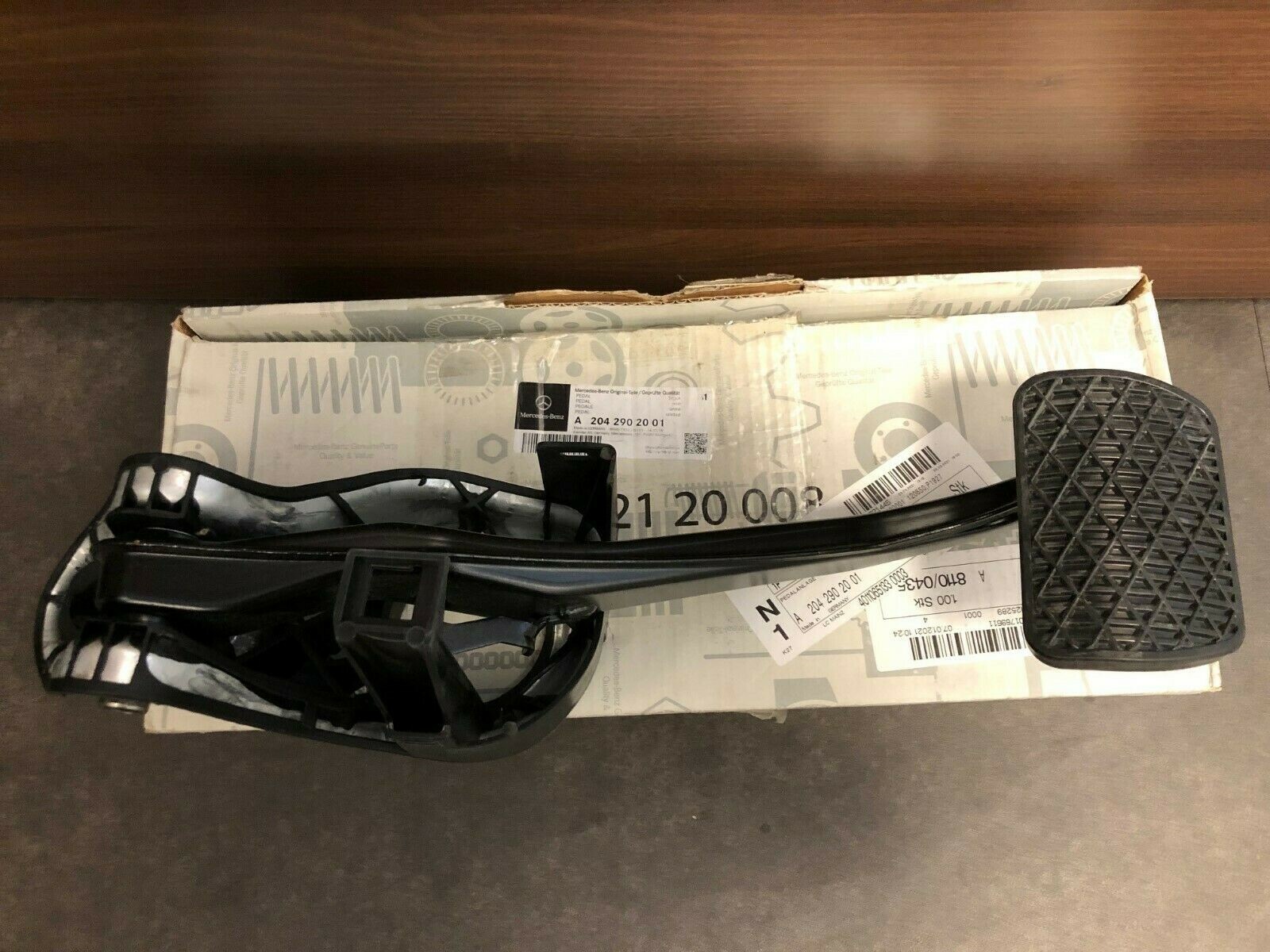 Mercedes-Benz A2042902001 online kaufen | eBay