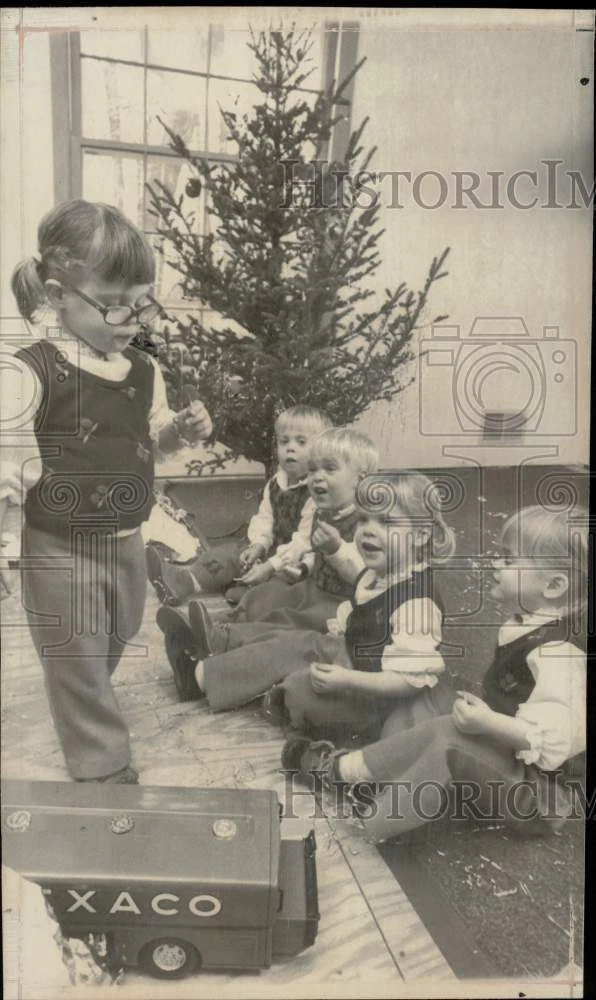 Kienast Quintuplets Update