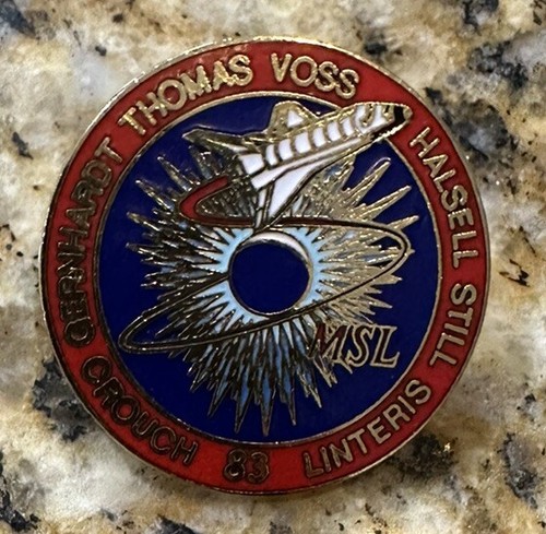 SHUTTLE COLUMBIA STS-94 MSL (RED) LAPEL PIN | eBay