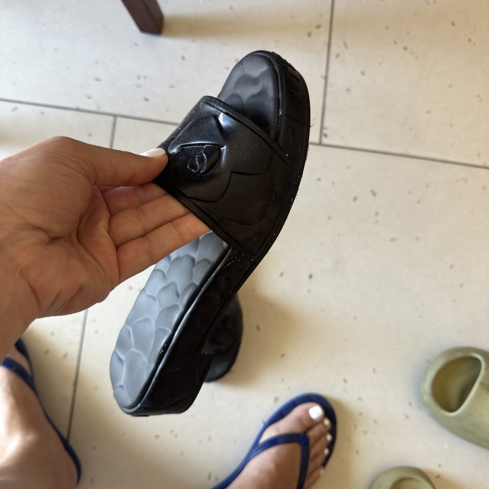 Valentino Black Rubber Pool Sandals Slides Flower Sho… - Gem