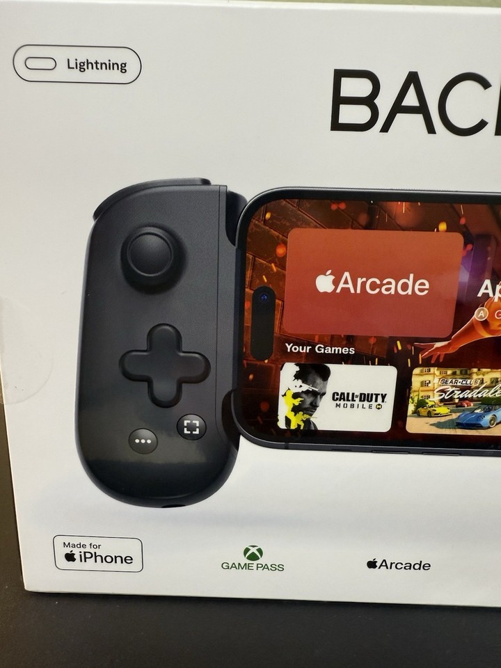 Backbone One Gen 2 Mobile Gaming Controller for iPhone Lightning Black ...