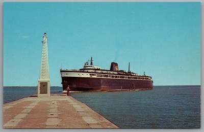 Manitowoc WI City of Midland 41 Car Ferry C&O Railway Ship Lighthouse ...