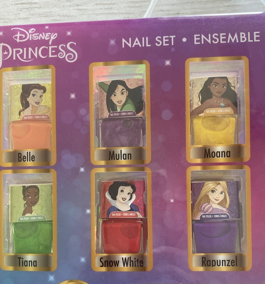 Townley Girl Disney Princess 15pc Non-Toxic Peel-Off Nail Polish Set ...
