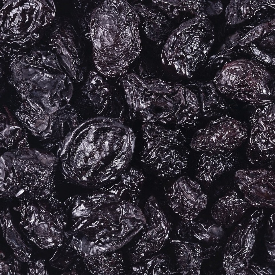Dried Pitted Prunes 1kg Soft Chewy Digestion Aid Natures Balance ...