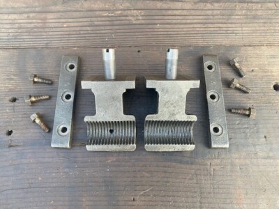 Lathe - Apron Split Half Nut