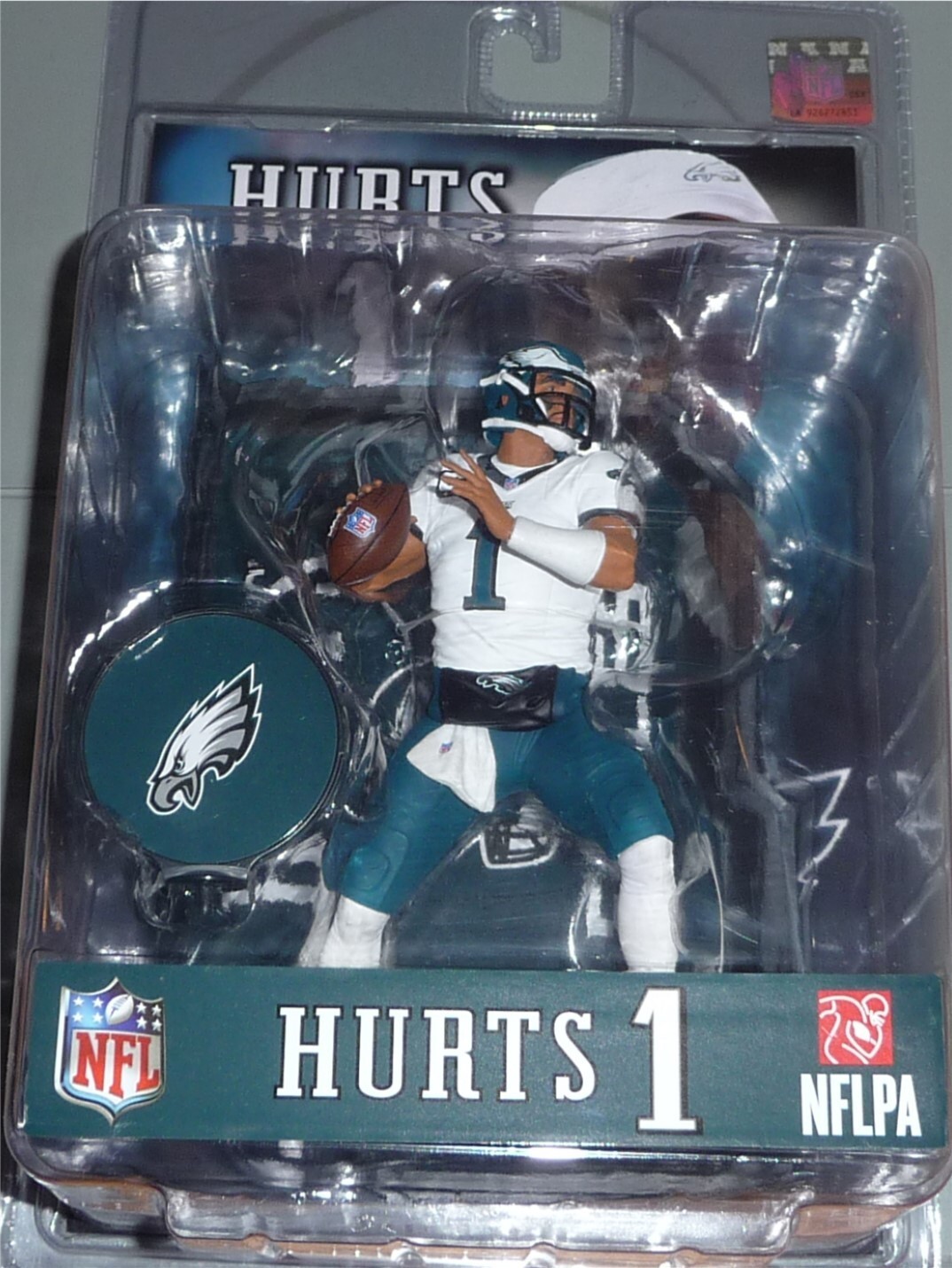 JALEN HURTS Philadelphia Eagles - McFarlane NFL Legacy Series Figure IN ...
