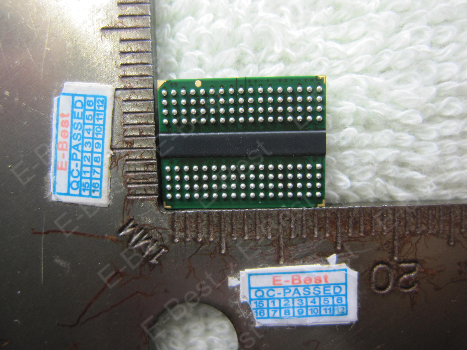 1x New HYB18H25632IAFL14 HYB18H256321AFLI4 HYB18H256321AFL14 BGA136 IC ...