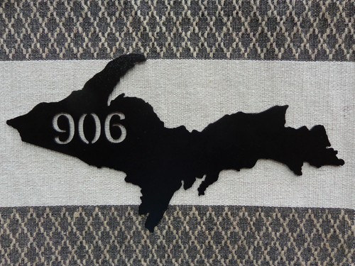 Upper Peninsula Michigan 906 Outline Plasma Cut Metal Wall Art 16" W ...