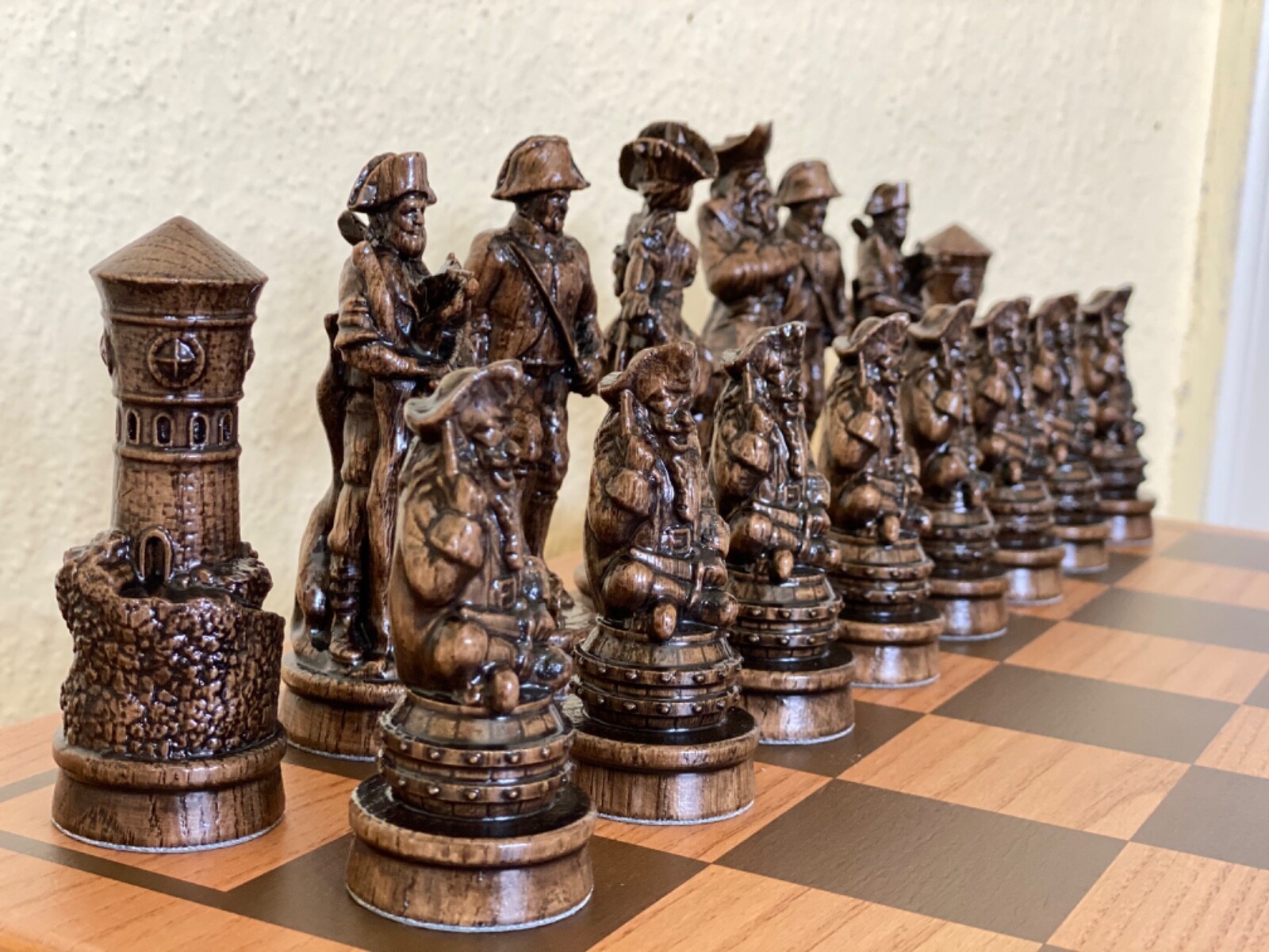 Pirates of the Caribbean Sea, Chess pieces, Wooden chess pieces ...