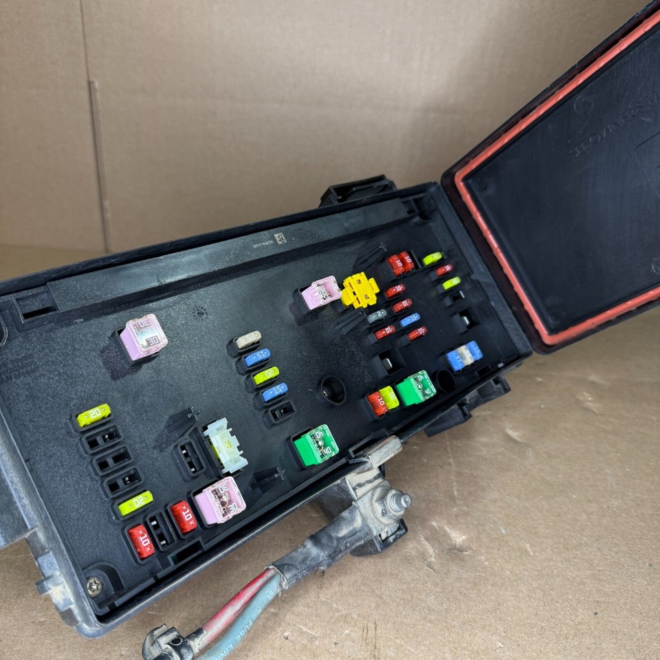 2006 06 Dodge Ram TIPM Totally Integrated Power Module Fuse Box 599-923 ...