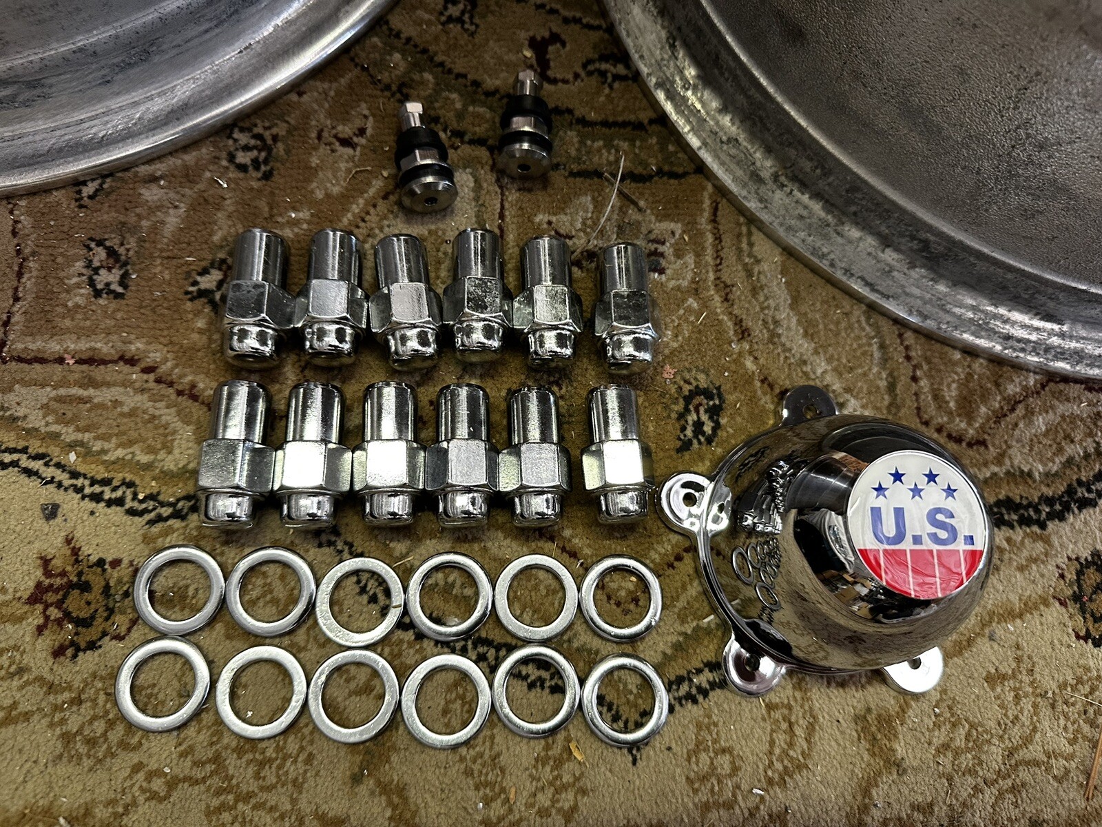 MISMATCHED PAIR OF US INDY SLOT MAGS 15x10 VINTAGE CHEVY 6 LUG C10 ...