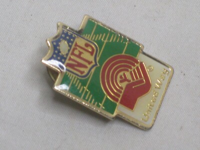 NFL United Way logo souvenir promotional promo Lapel Pin hat tie tack ...