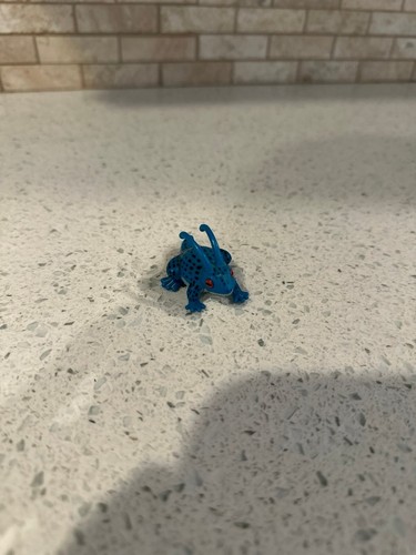 Salamander Pokemon Toys 1 Blue Salamander Lizard Frog Dragon | eBay