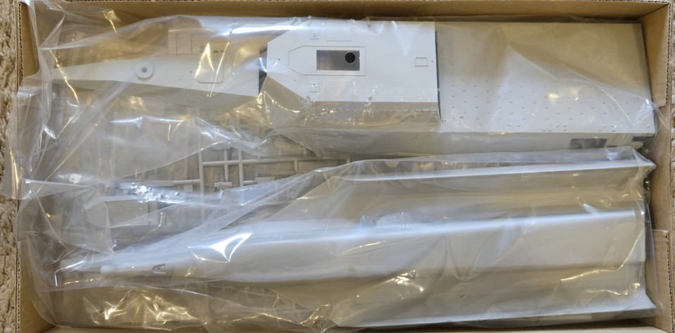 Trumpeter 04548 1:350 USS Independence LCS2 | eBay