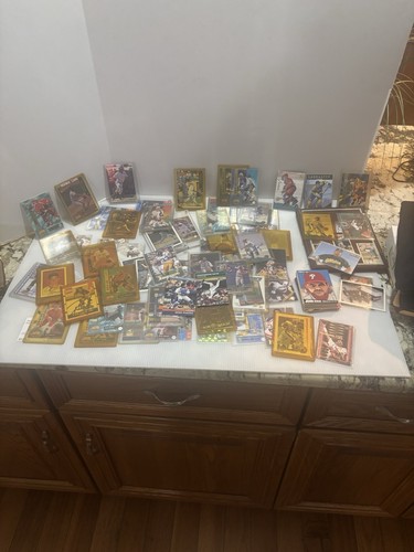 Assorted Sports Cards, Tons Of Autographs, Rookies, Hockey, Baseball ...