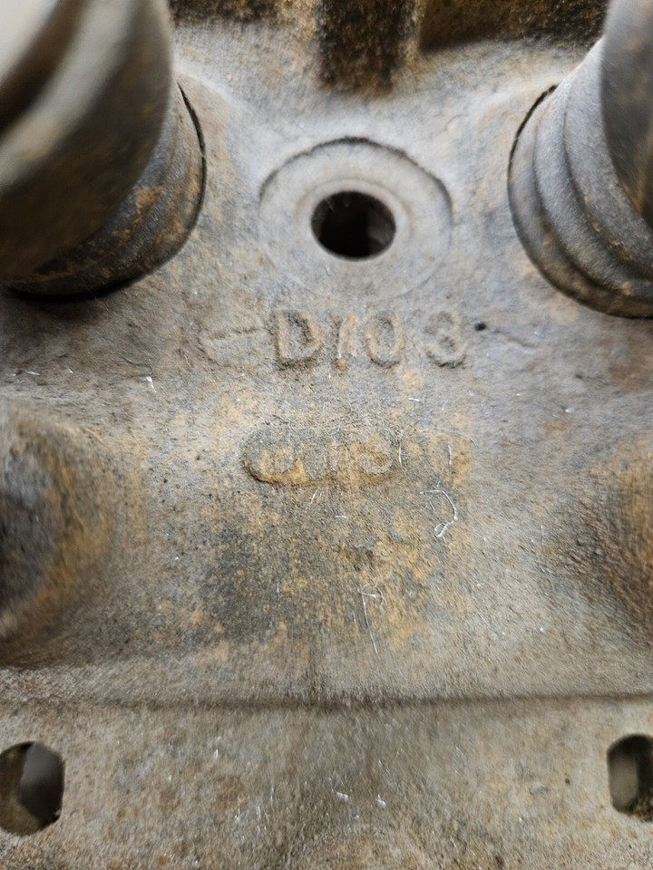 1963 1964 Corvette 283 327 SBC Power Pack Heads Small Block Chevy ...