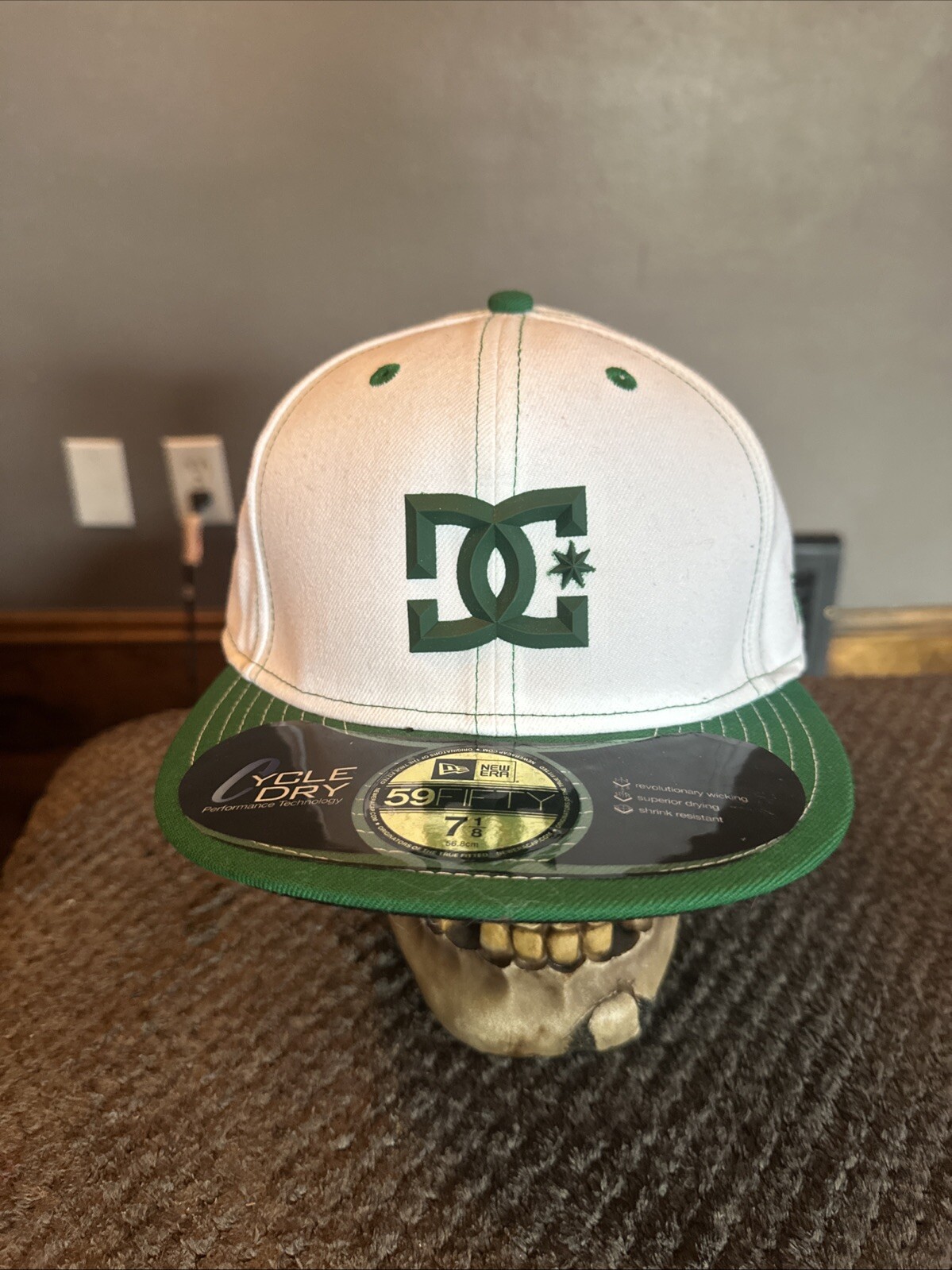 DC Skateboards Dyrdek New Era 59Fifty Mens 7 1/8 Fitt… - Gem