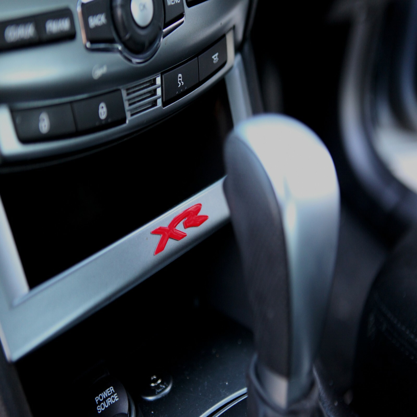 XR DECAL BADGE X 2 SUIT FORD BA/BF/FG FPV/FALCON/XR6/XR8/FALCON/SEDAN ...