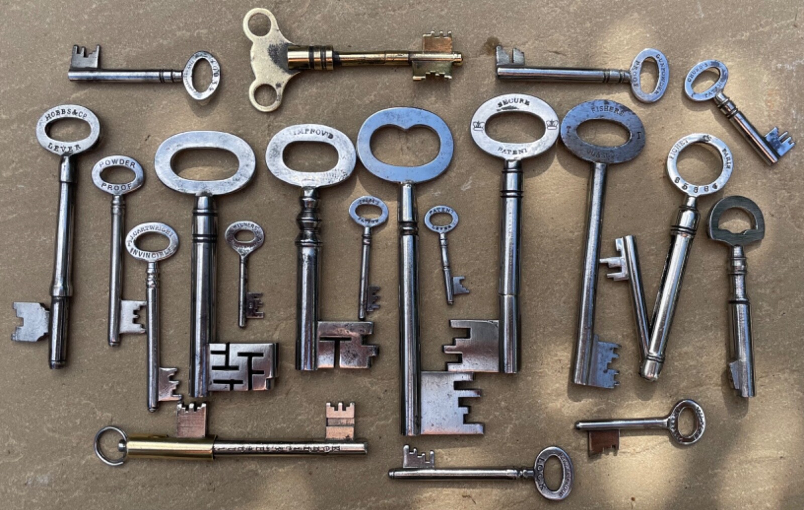 Excellent Nettlefolds Chubb Hobbs Fichet and more fine steel safe lock ...