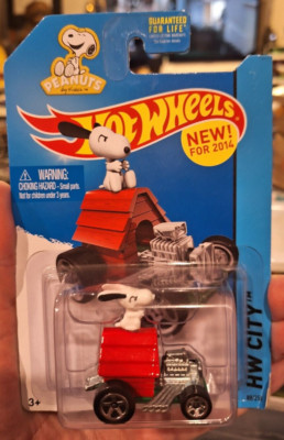 Hotwheels, Snoopy, HW City, Snoopy Riding Dog House, 2014, NIP | eBay