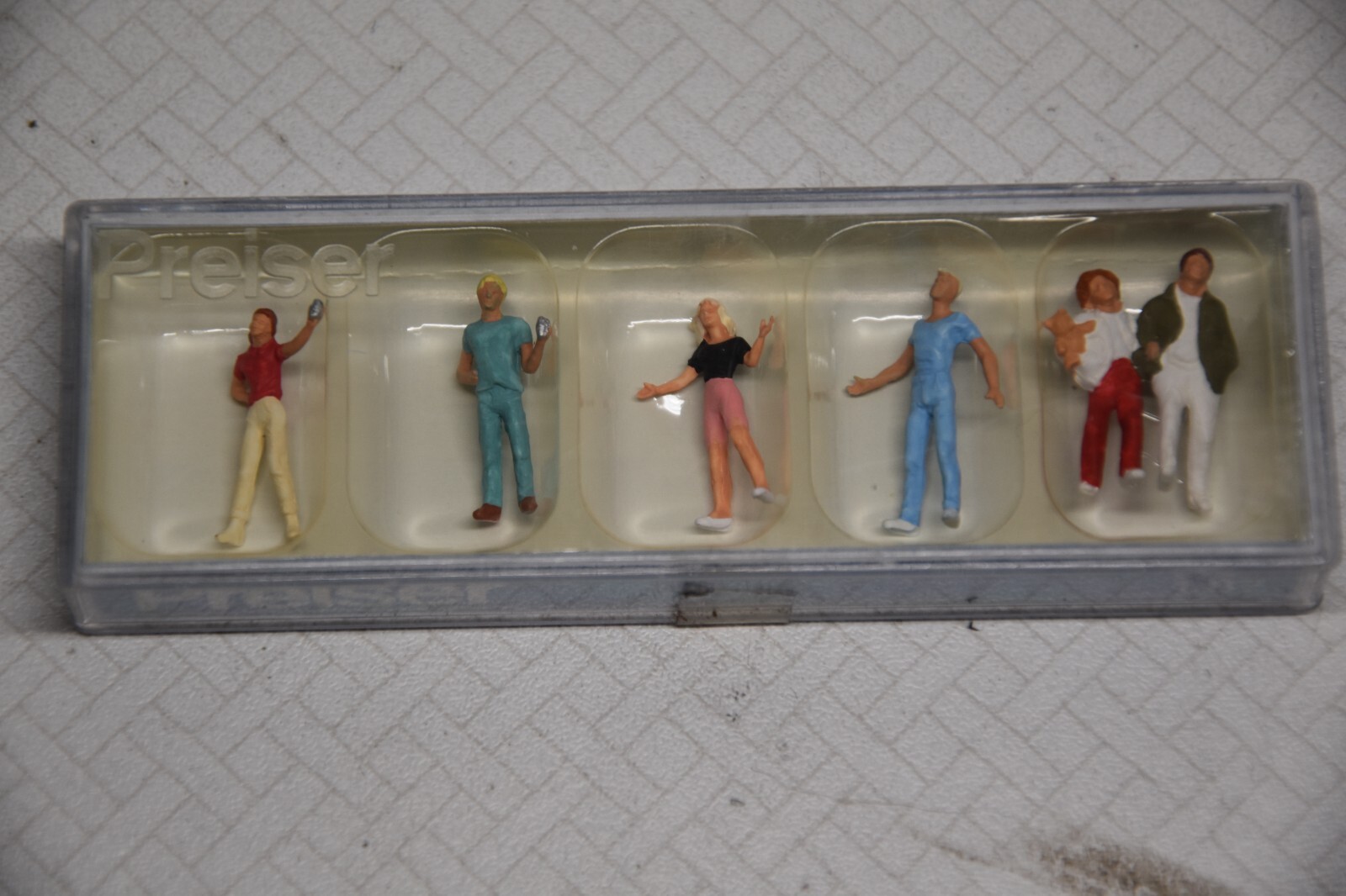 Preiser HO Standard-Serie, Figuren-Sets einzeln , je 8.- €, fabrikneu ...