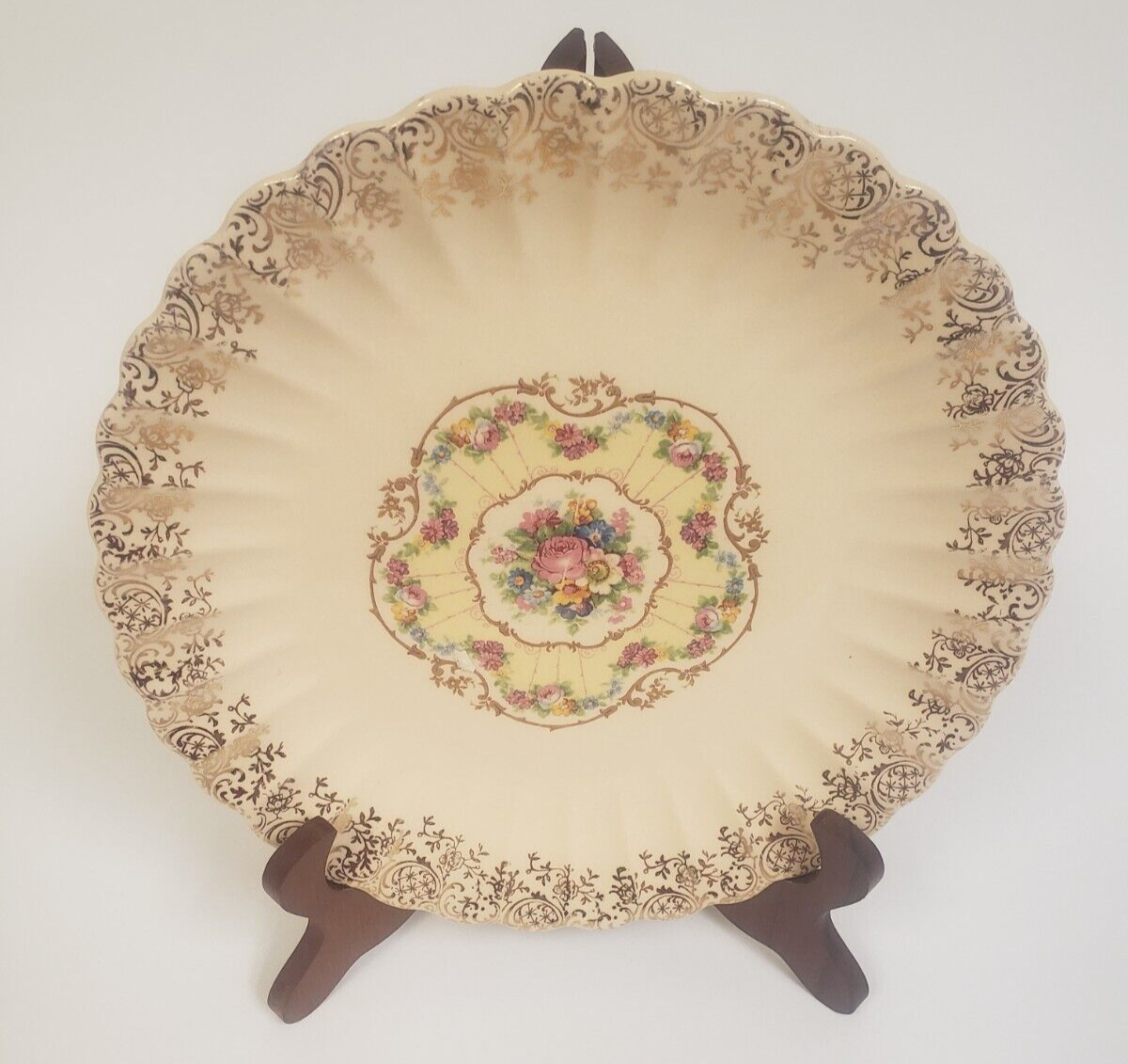 Trojan by Sebring Warranted 22 K Gold Filigree Toledo Delight Plate 9. ...