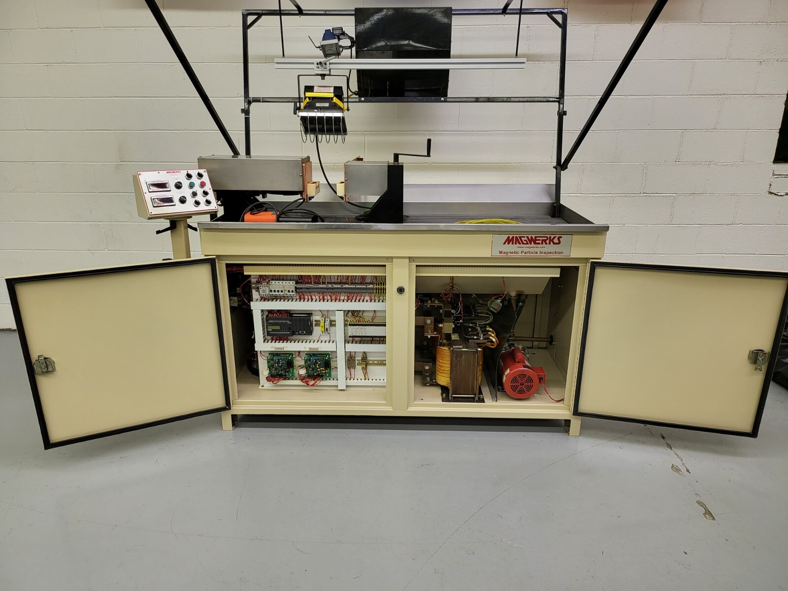 Magnaflux Type Magwerks Mulit-Directional Magnetic Particle Wet Bench ...