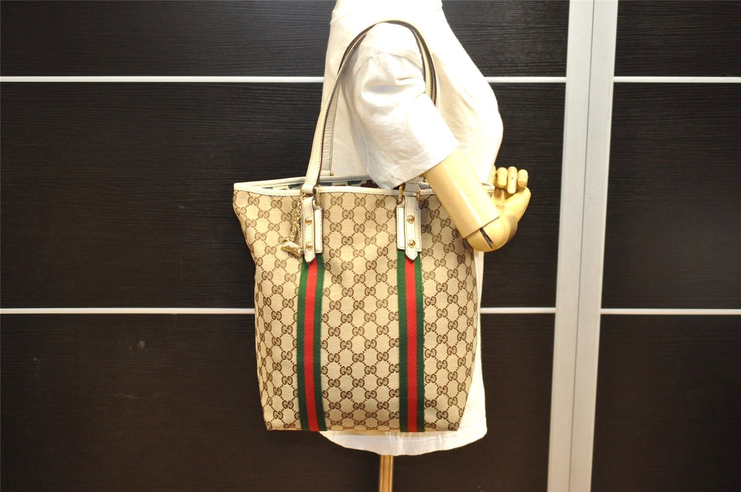 Authentic GUCCI Web Sherry Line Shoulder Tote Bag GG … - Gem