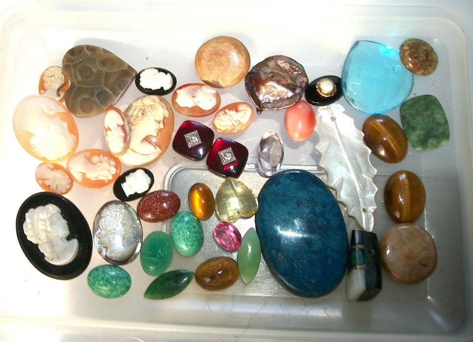 HUGE LOT OF OVER 1000CTW 1000 CARATS TOTAL WEIGHT GEMSTONES FROM SCRAP ...