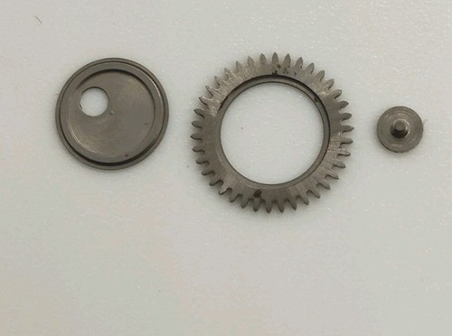 Montre OMEGA CAL.550-1100.1101.1102 Rochet 550. 551.552.560...565.750 ...