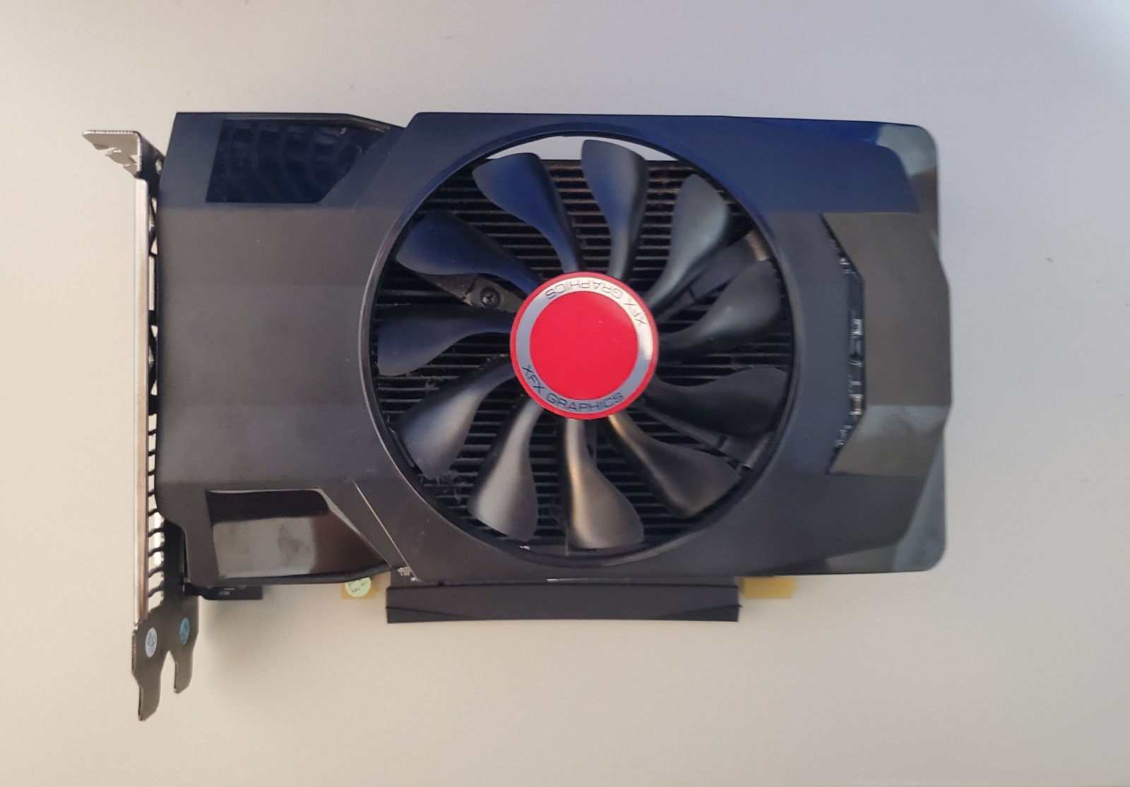 XFX AMD Radeon RX 560 2GB GDDR5 Desktop Graphic Video Card #0183 | eBay