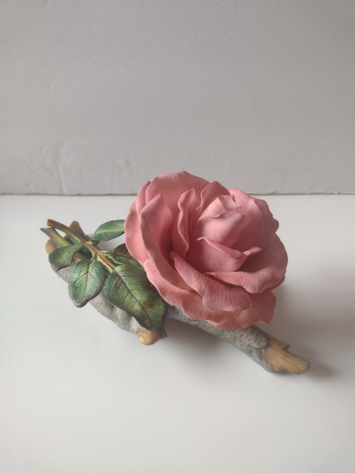 9" The Queen Elizabeth Rose Sculpted Figurine By Ronald Van Ruyckevelt ...