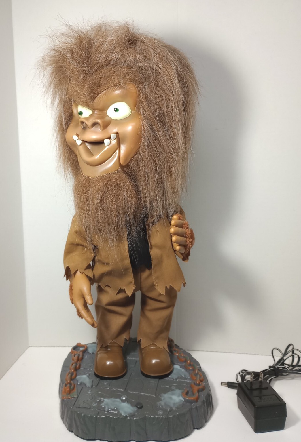 VTG Gemmy Halloween Werewolf Dancing Animated Singing Light Up Wolfman ...