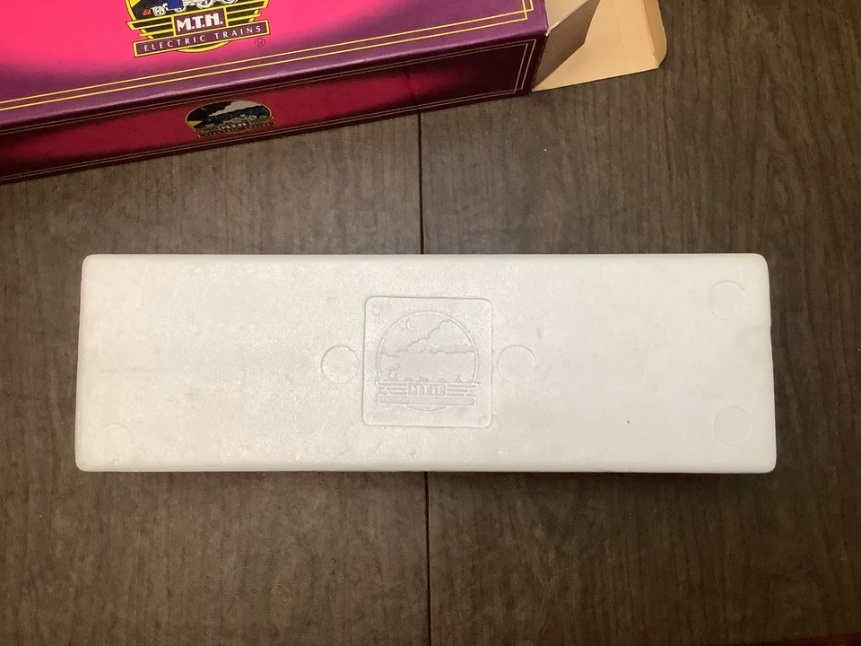 20-2160-1 MTH O Scale Premier GE Demonstrator Dash-9 Diesel Locomotive ...