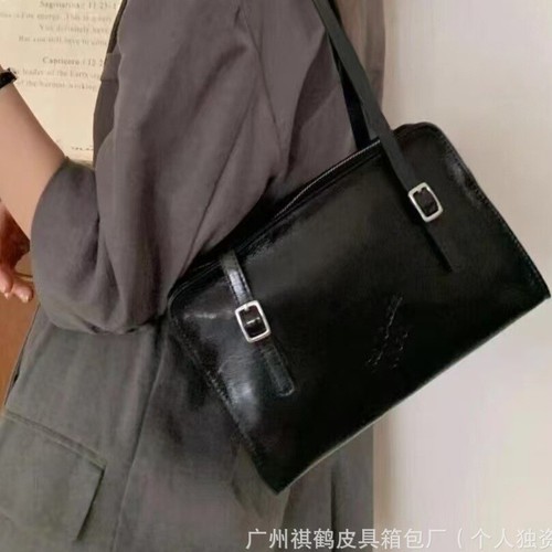 Oil Wax Cowhide Large-capacity Commuter Square Bag Tote Bag Women's ...