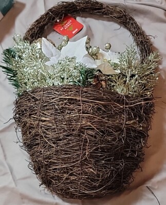 December Home Decor Basket Pinecones & Poinsettia Christmas Holiday 18 ...