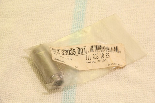 Mercedes-Benz Genuine Valve Guide 8x Set 1110531029 for sale online | eBay