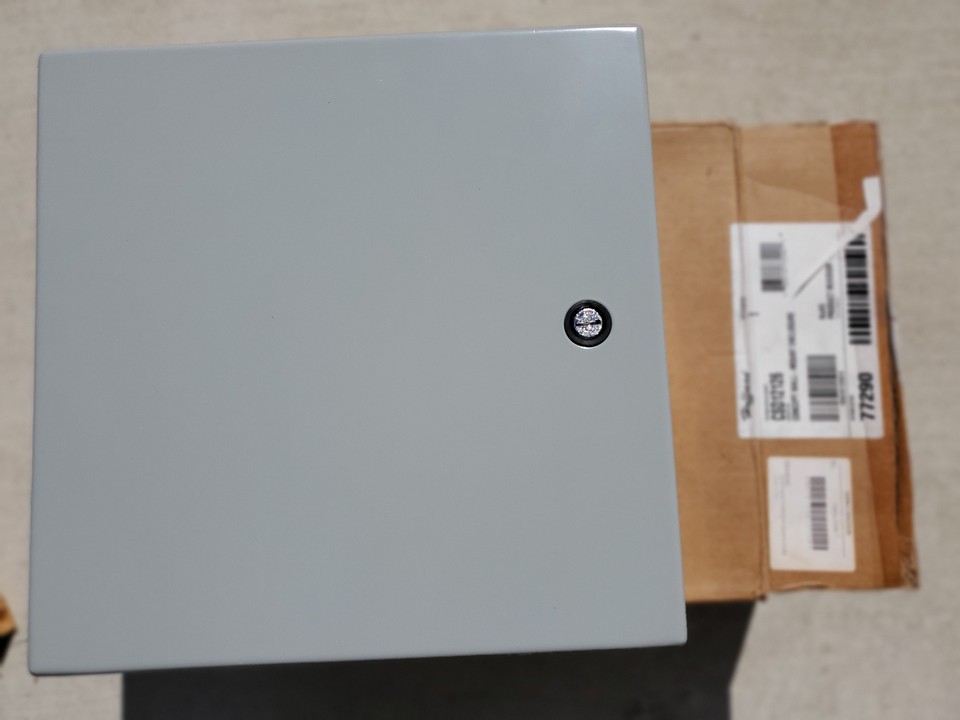 ELECTRICAL CABINET 12x12x6 in HOFFMAN CSD12126 | eBay