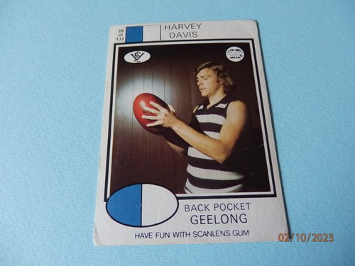 HARVEY DAVIS - GEELONG F C - 1975 SCANLENS VFL RELEASE - CARD NO 26 ...