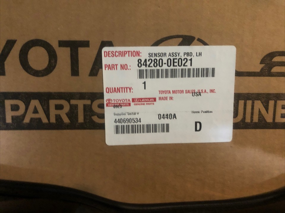 Toyota Highlander Rear Lift Gate Sensor 84280-0E021 | Genuine OEM | Rear