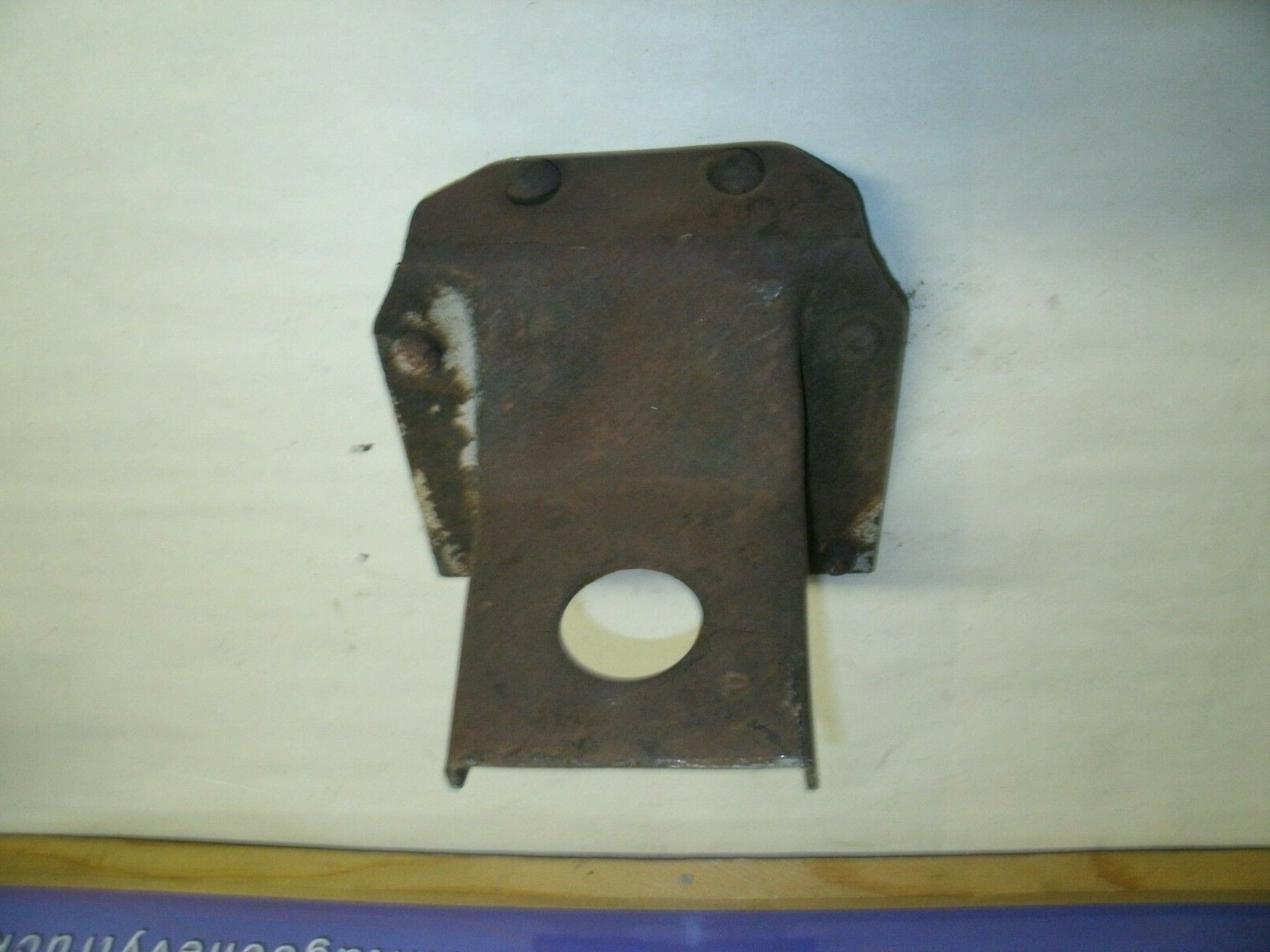 1967 1972 CHEVY GMC FRONT CAB FRAME MOUNT BRACKET C10 TRUCK 72 71 70 69 ...
